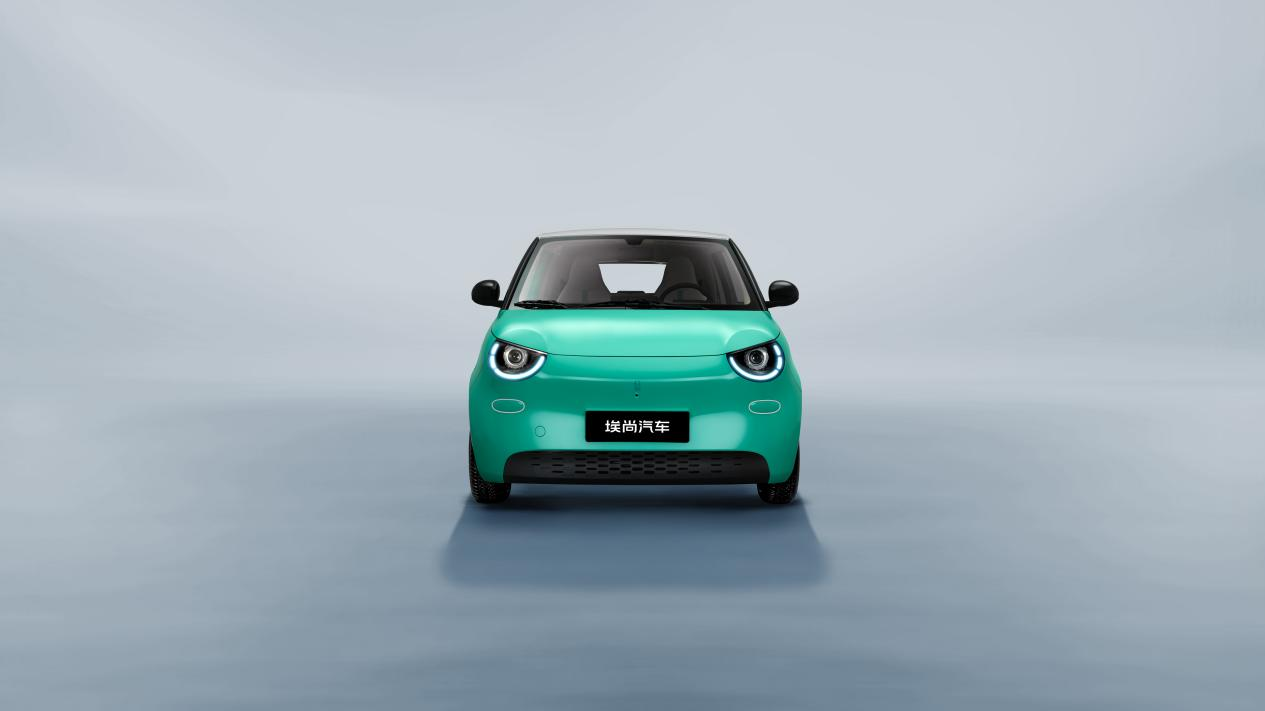 埃尚品牌首台量产车型A100C下线